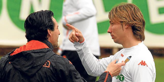 Alexis: "Emery es un míster exigente pero confía en sus futbolistas ...