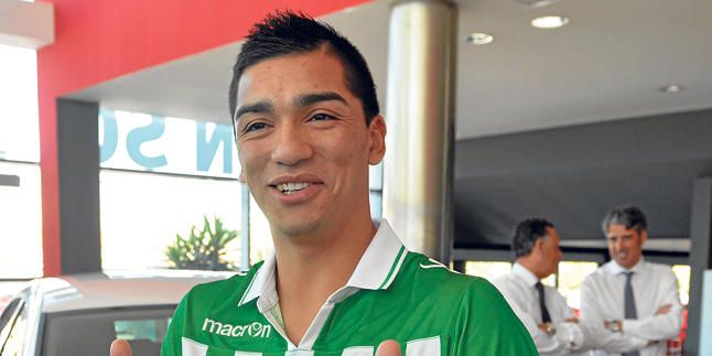 Lorenzo Reyes: "Era imposible recibir una oferta mejor que la del Betis ...