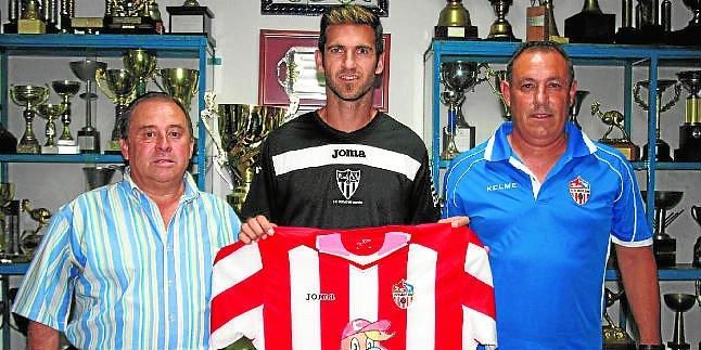 Abel Segovia, refuerzo de altura del Morón - Estadio Deportivo