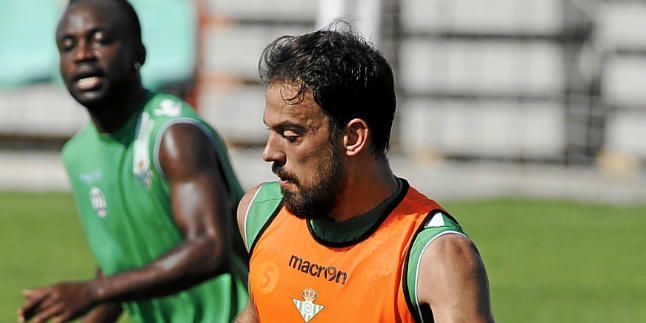 Matilla: "Si el Betis está interesado en renovarme, yo también ...