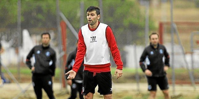 Rusescu se queda fuera de la lista de convocados de Unai Emery ...