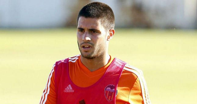 Carles Gil a la espera de cerrar su marcha al Aston Villa - Estadio ...