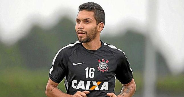 Petros, titular en el Santos-Corinthians - Estadio Deportivo