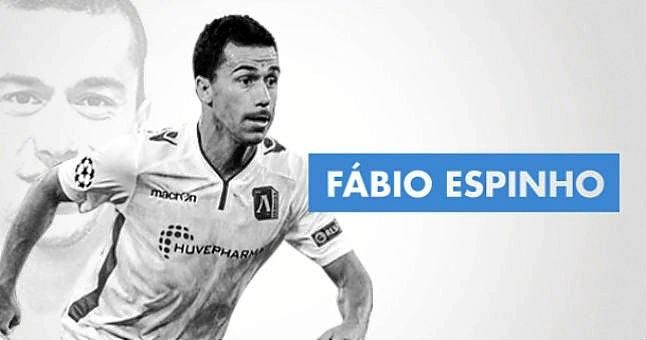 El Málaga confirma el fichaje de Espinho y la cesión de Juan Carlos ...