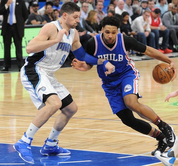 Los Sixers buscan un equipo para traspasar al pívot Okafor - Estadio ...