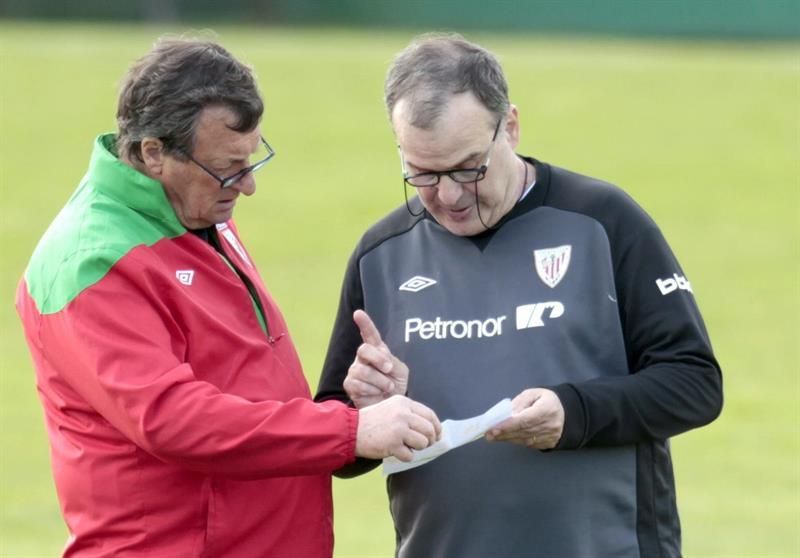 Muere de cáncer Luis Bonini, ayudante de Marcelo Bielsa con Chile ...