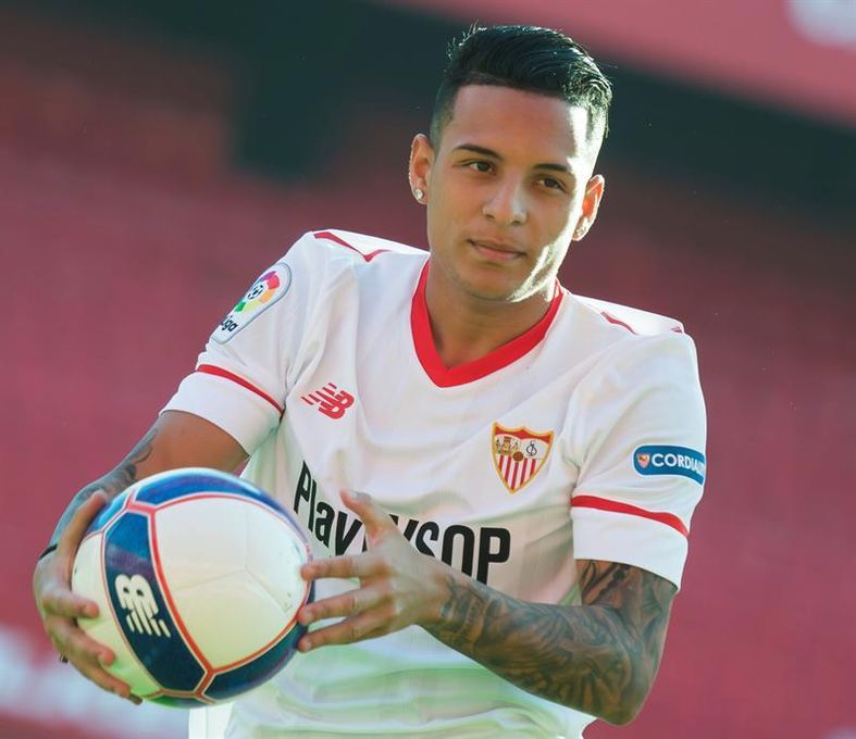 Arana debuta en una convocatoria de veinte jugadores para Vitoria ...