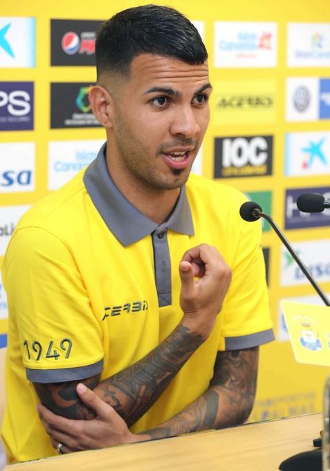 Jonathan Viera propone a Tana como su sucesor para liderar a Las Palmas ...