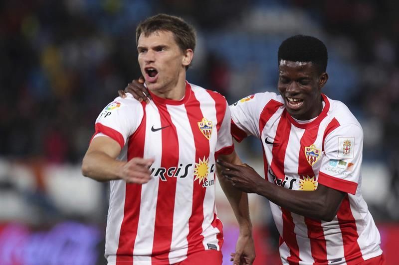 El nigeriano Ramon Azeez se compromete tres temporadas y media con el ...