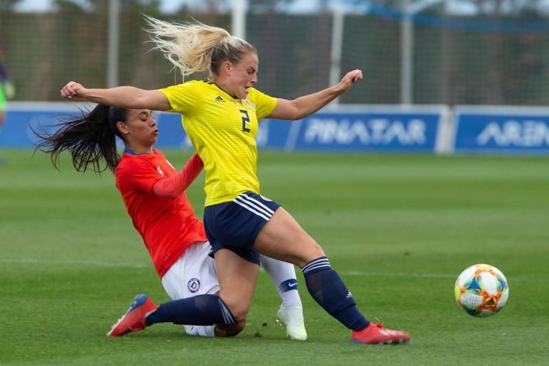 1-1. Chile empata en Murcia con la portera Endler como figura - Estadio ...