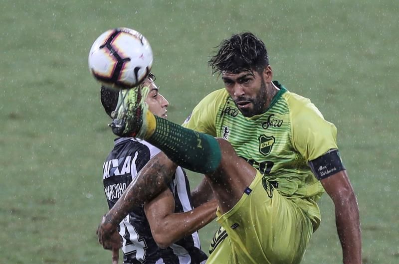 Alexander Barboza, el primer refuerzo para el Independiente de ...