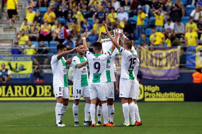 El Extremadura pide una Segunda División de 24 o 26 equipos - Estadio ...