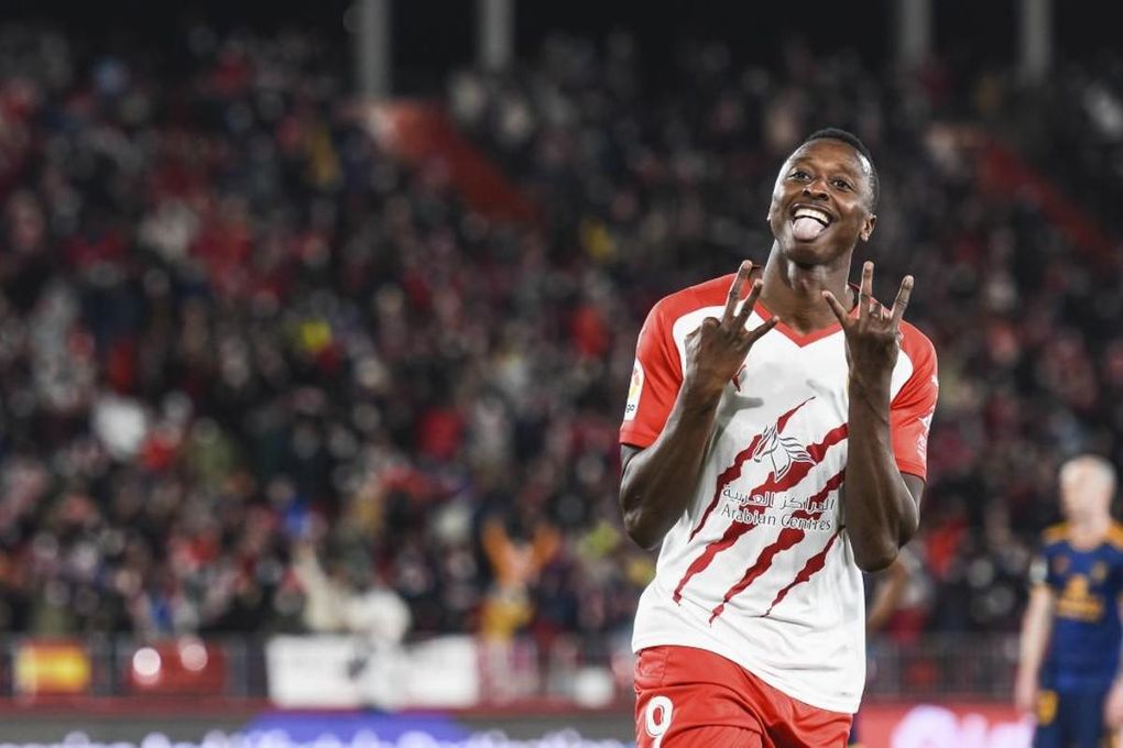 UD Almería | El Benfica tantea a Sadiq para sustituir a Darwin Núñez ...