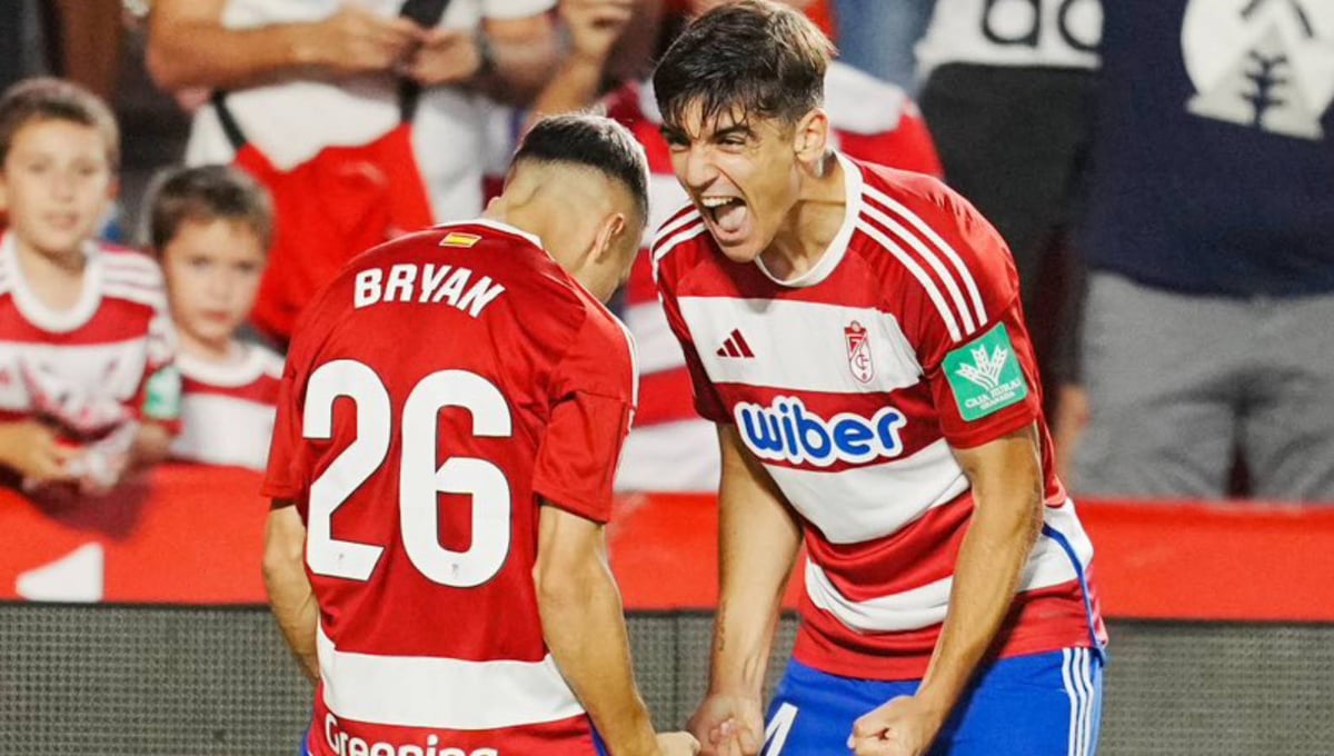 Granada 2-2 Barcelona: Bryan Zaragoza se corona y Yamal hace historia ...