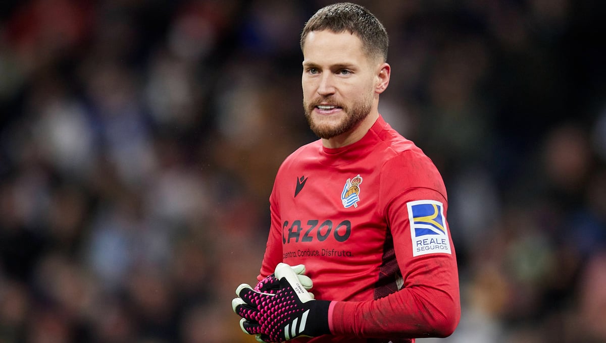 Alex Remiro, en la mesa de las leyendas - Estadio Deportivo