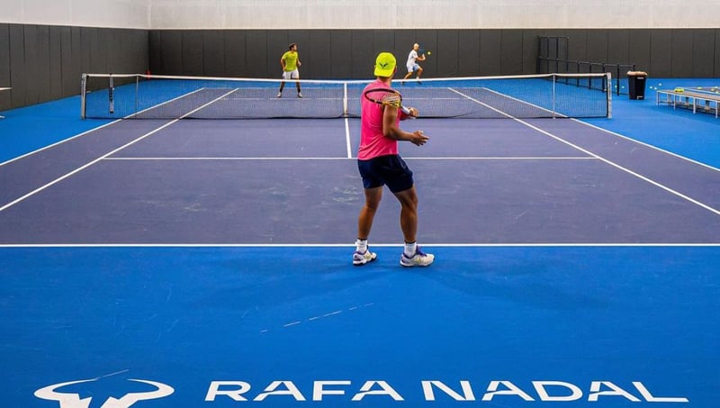 Rafa Nadal da pistas - Estadio Deportivo