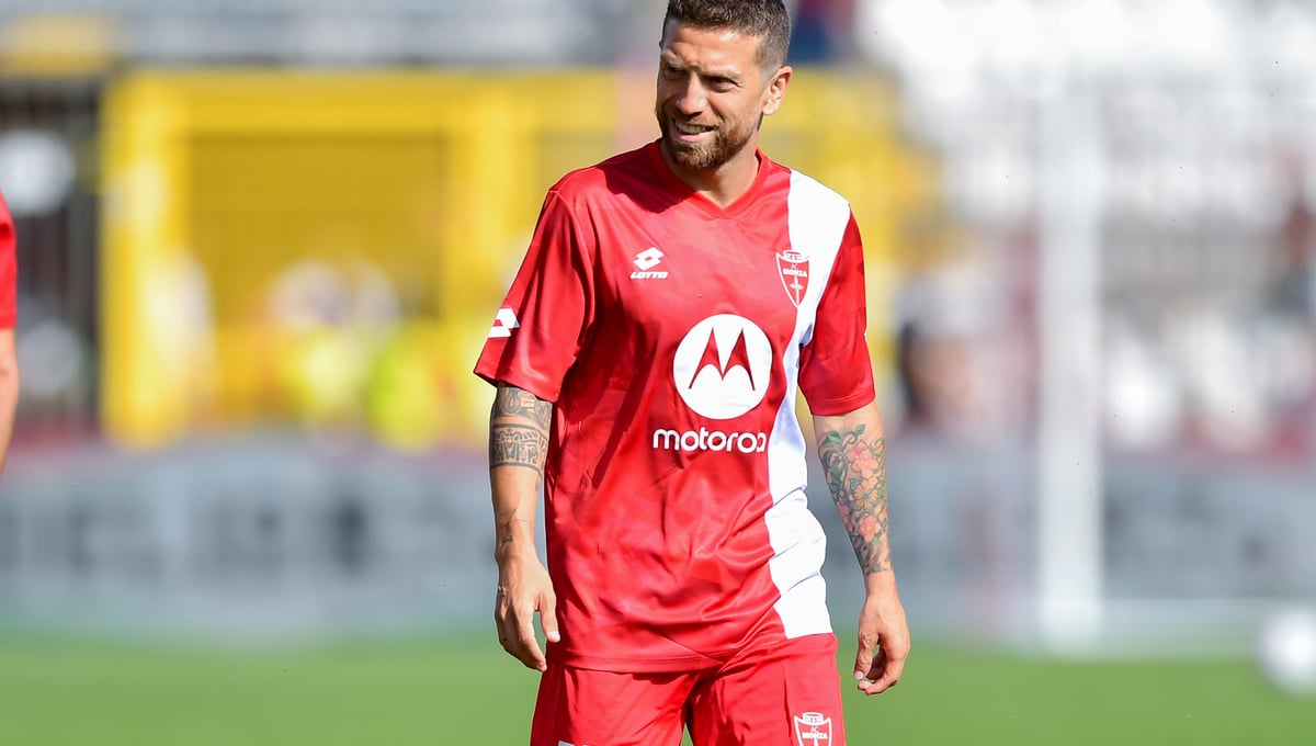 El 'Papu' Gómez le cambia la cara al Monza en dos partidos - Estadio ...