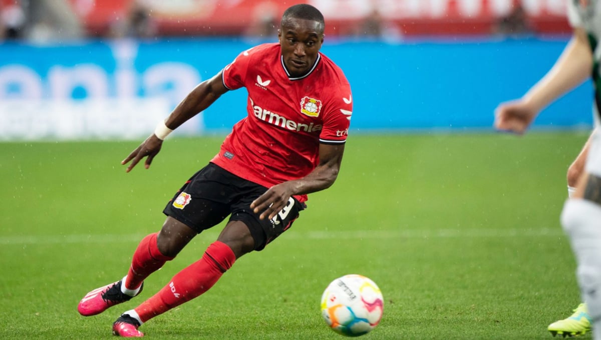 Monchi y un fichaje a golpe de talonario - Estadio Deportivo