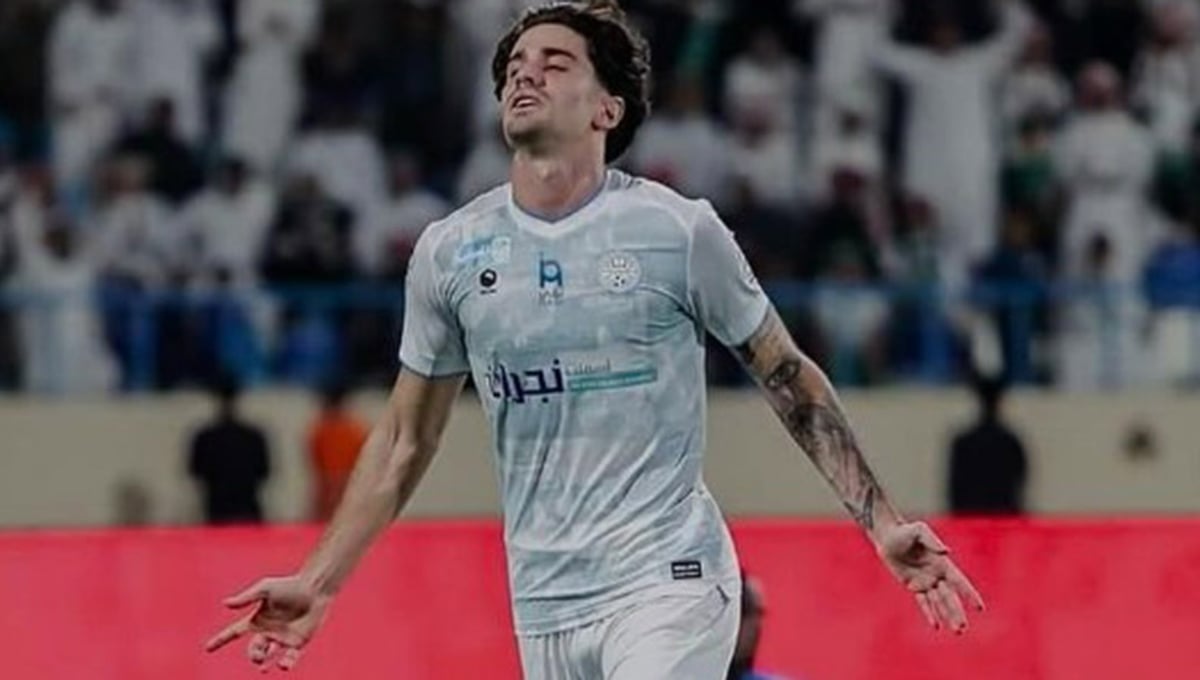 Álex Collado llama con fuerza a las puertas del Betis - Estadio Deportivo