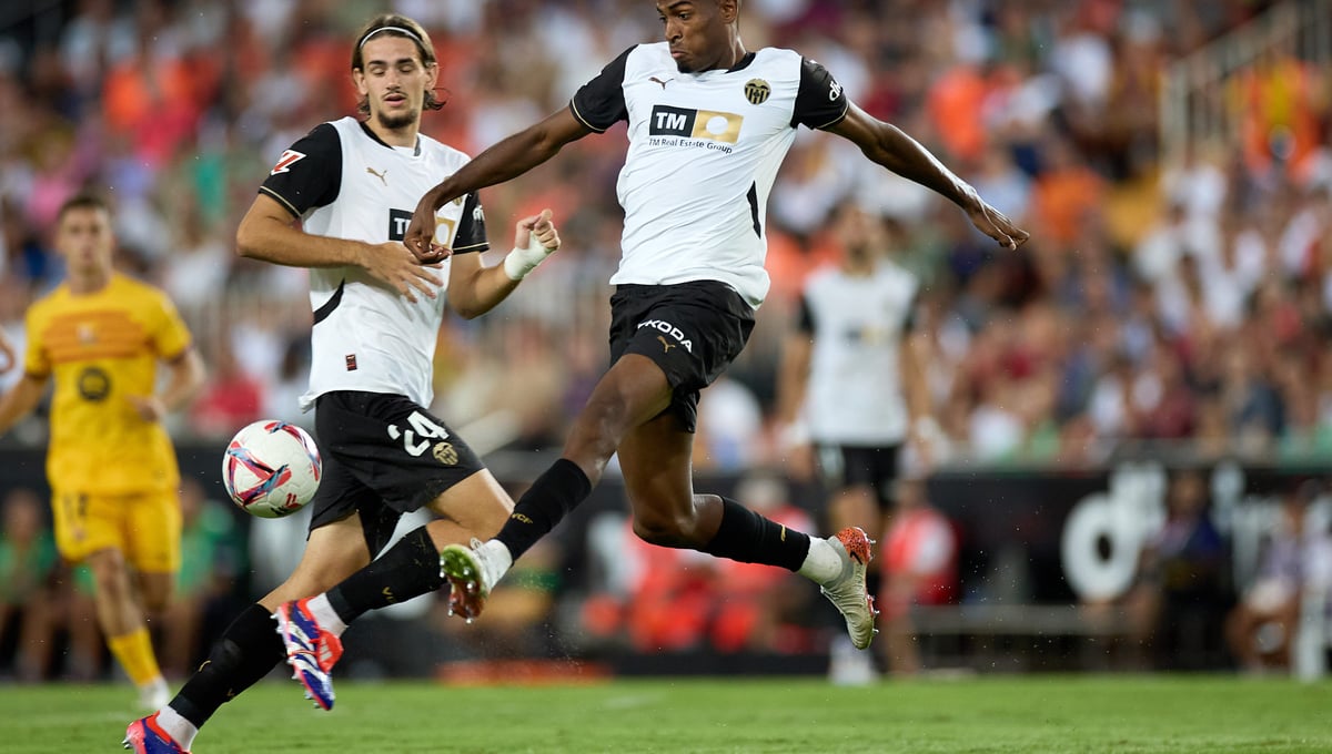 Se confirman los planes del Valencia con Yarek y Mosquera - Estadio ...