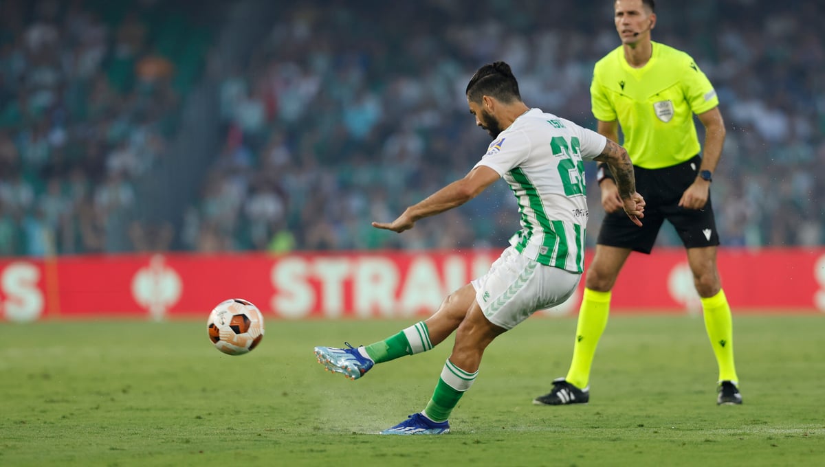 Filip Glova, árbitro eslovaco para el Aris Limassol - Betis - Estadio ...
