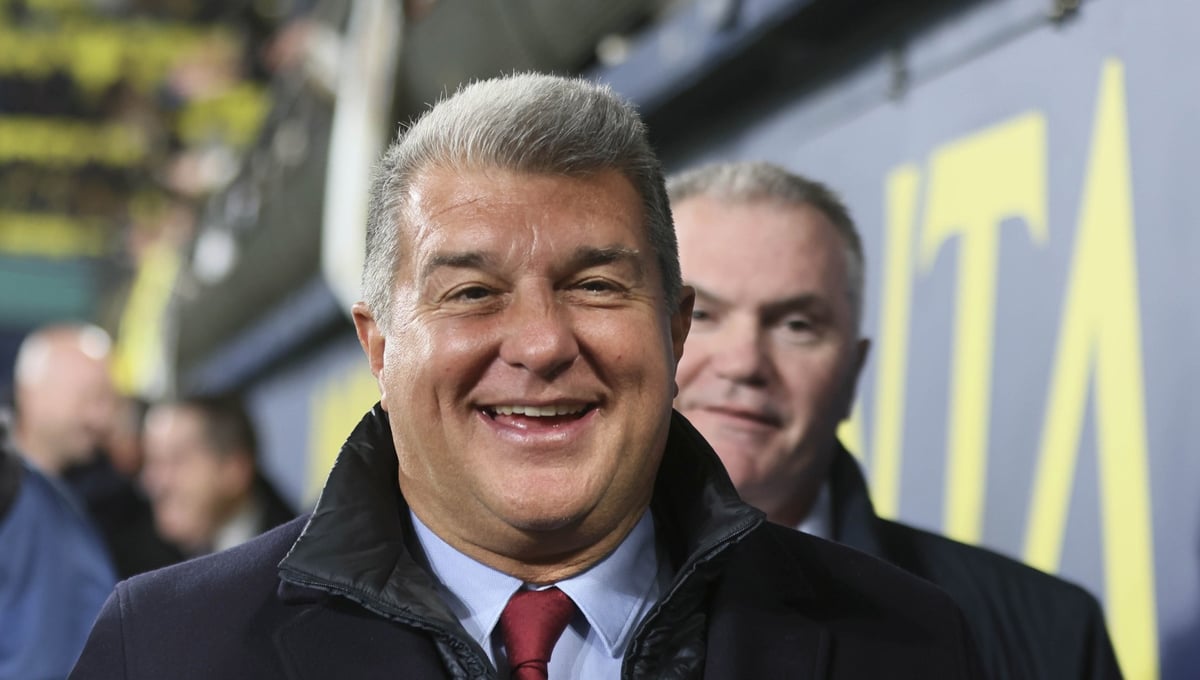 Joan Laporta, dimite - Estadio Deportivo