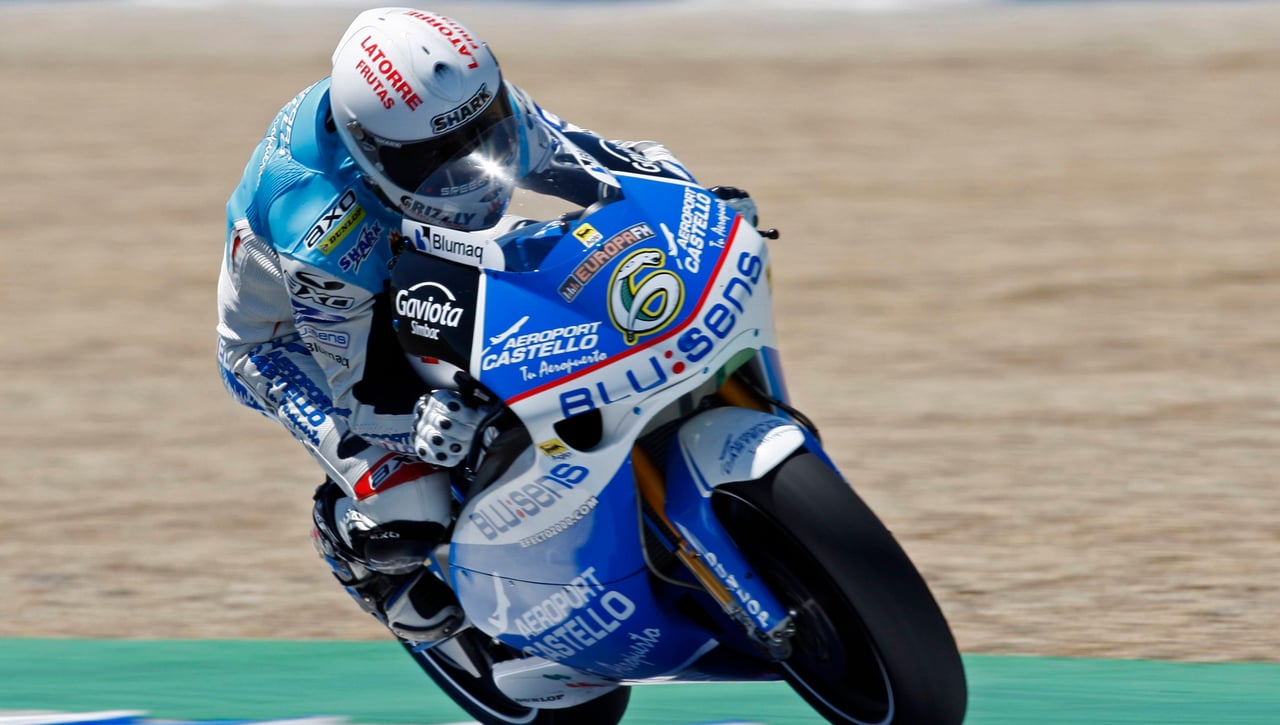 Piden cárcel para un expiloto español de Moto2 acusado de cohecho junto a políticos del PP ...