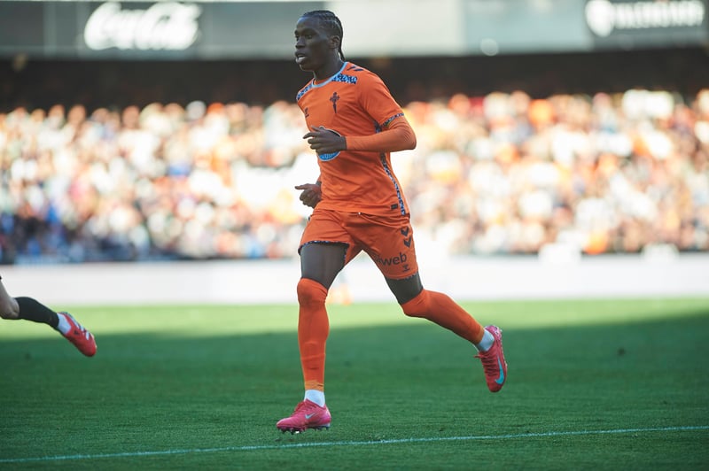 Claudio Giráldez mira al banquillo en busca del recambio de Ilaix ...