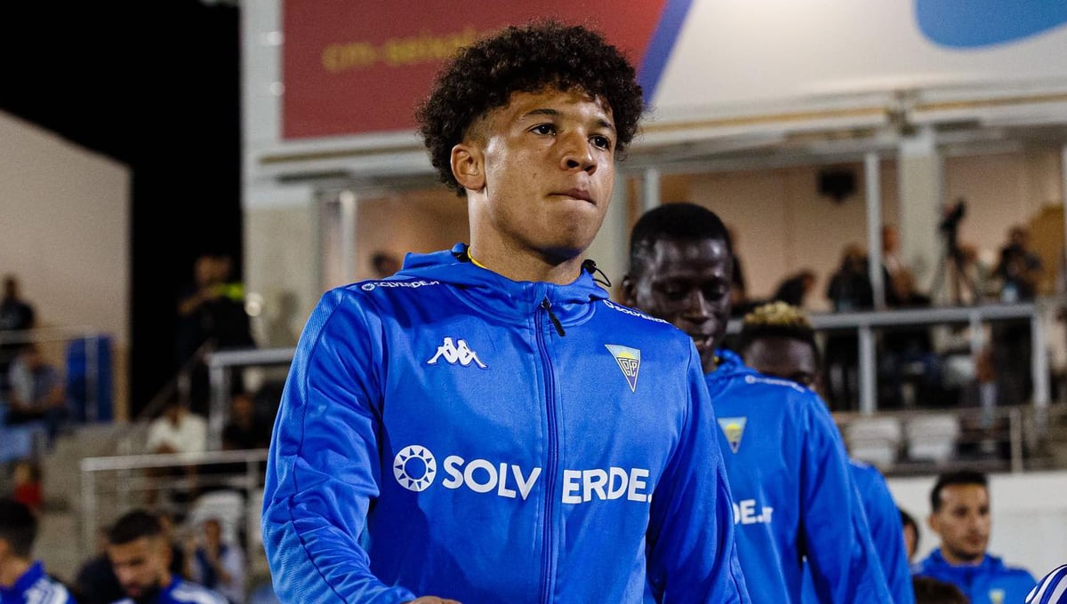 "Tiago Santos, el elegido" - Estadio Deportivo