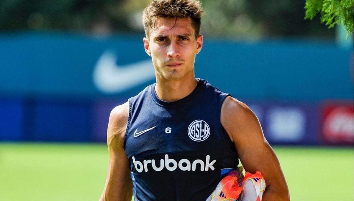 Gattoni la lía antes de llegar al Sevilla - Estadio Deportivo