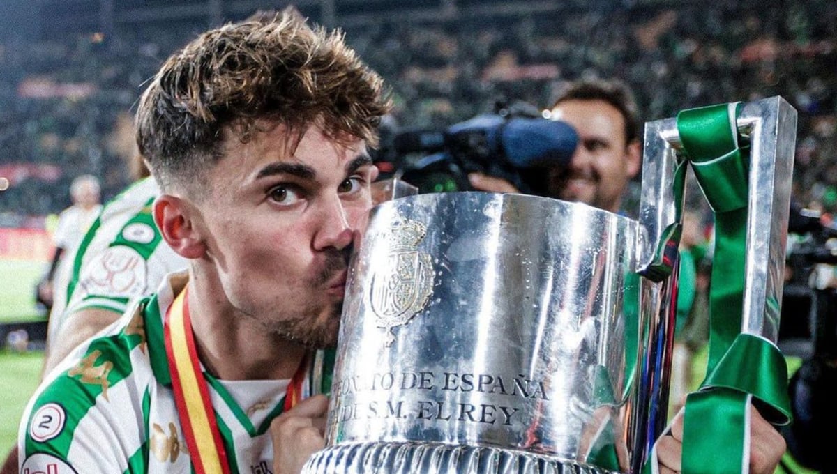 El adiós emocionado de Rodri, que sólo menciona un nombre propio - Mi Betis