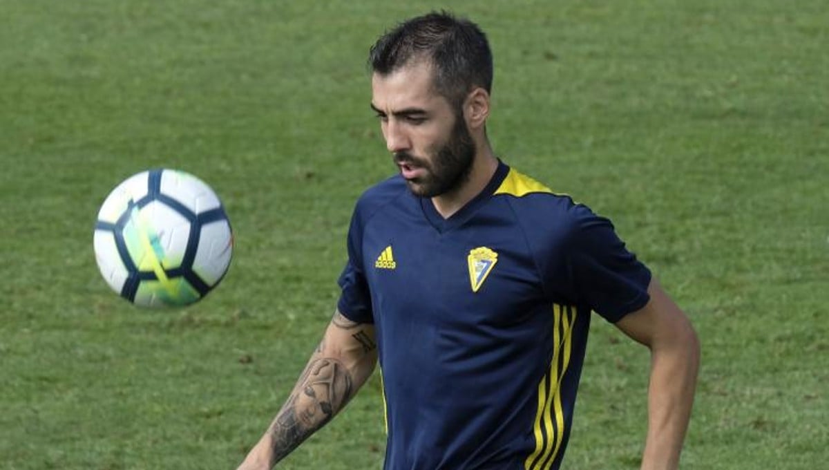 Los dos equipos a los que saldría Alberto Perea - Estadio Deportivo