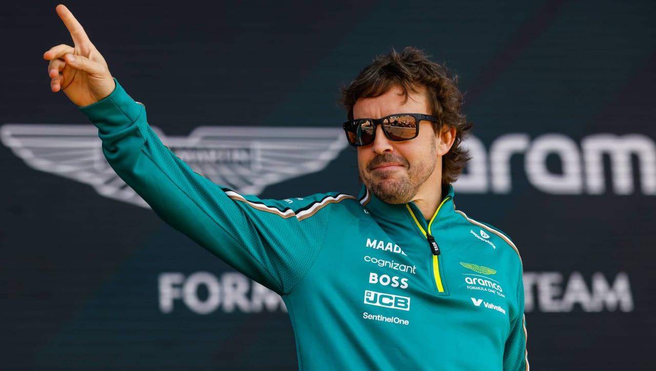 Fernando Alonso se lo pide a Adrian Newey - Estadio Deportivo